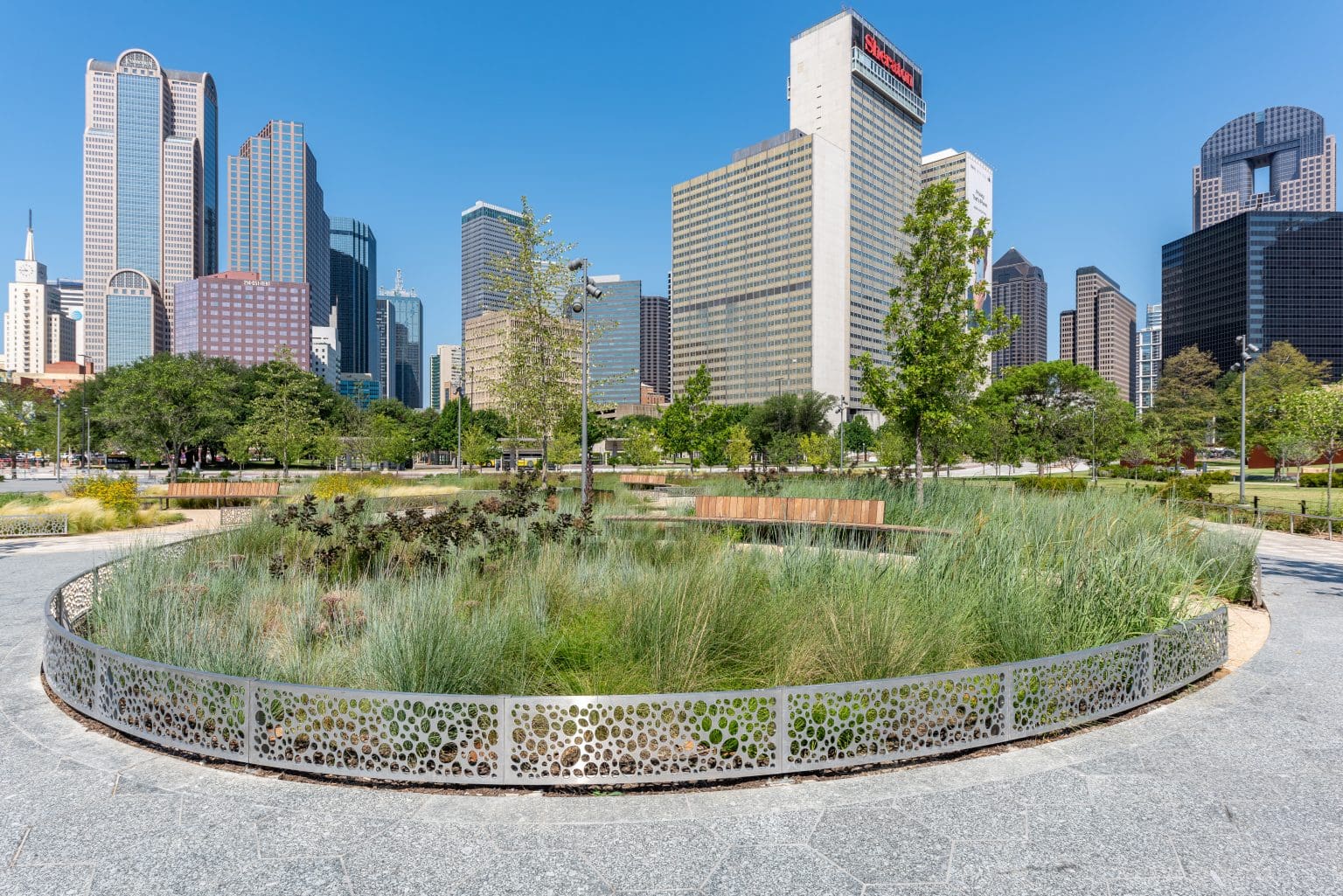 Landscapes of the Month: Revitalizing a Downtown Dallas Park - The Edge ...