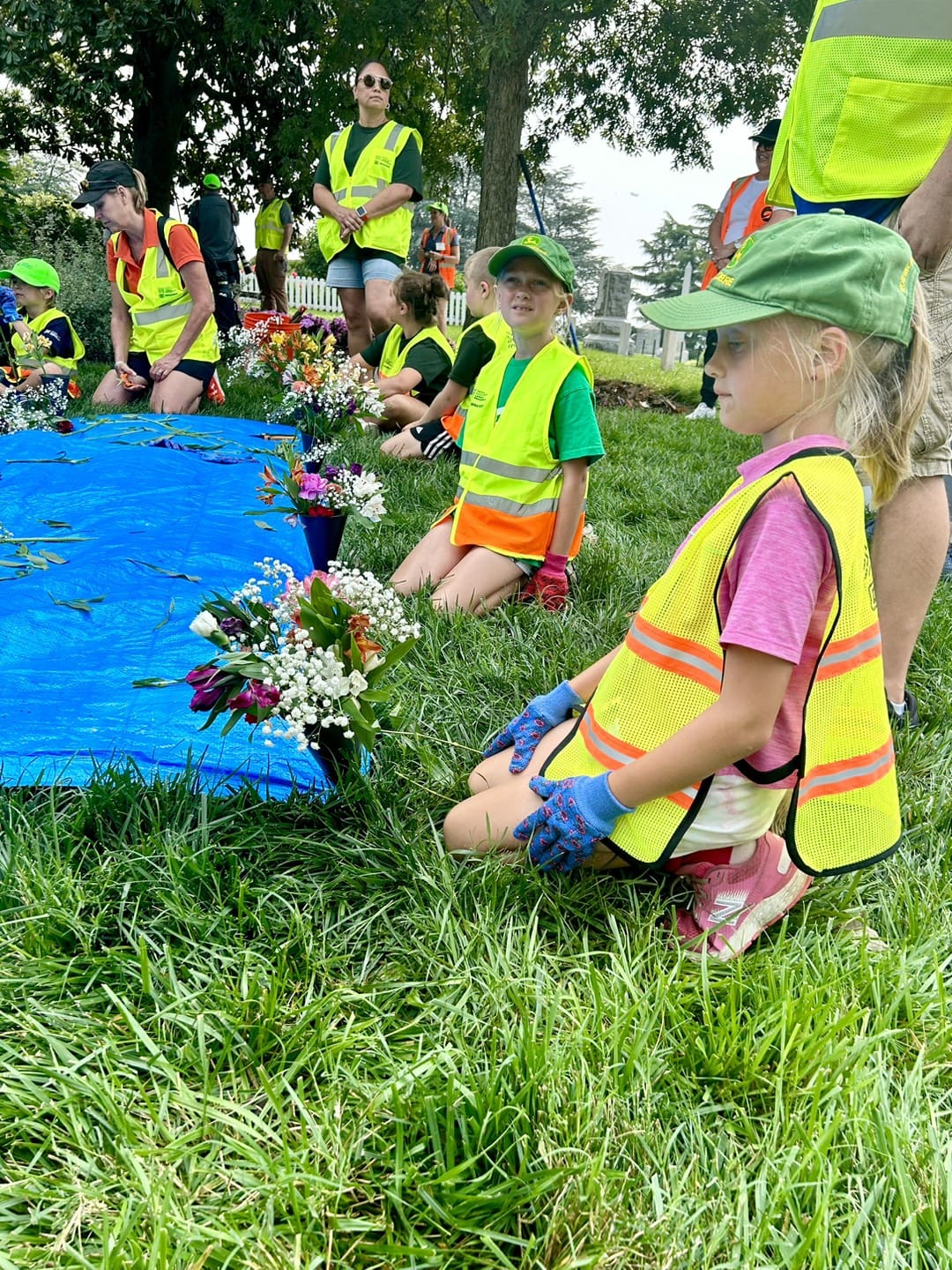 Lawn and Landscape Professionals Volunteer for the 27th Renewal ...